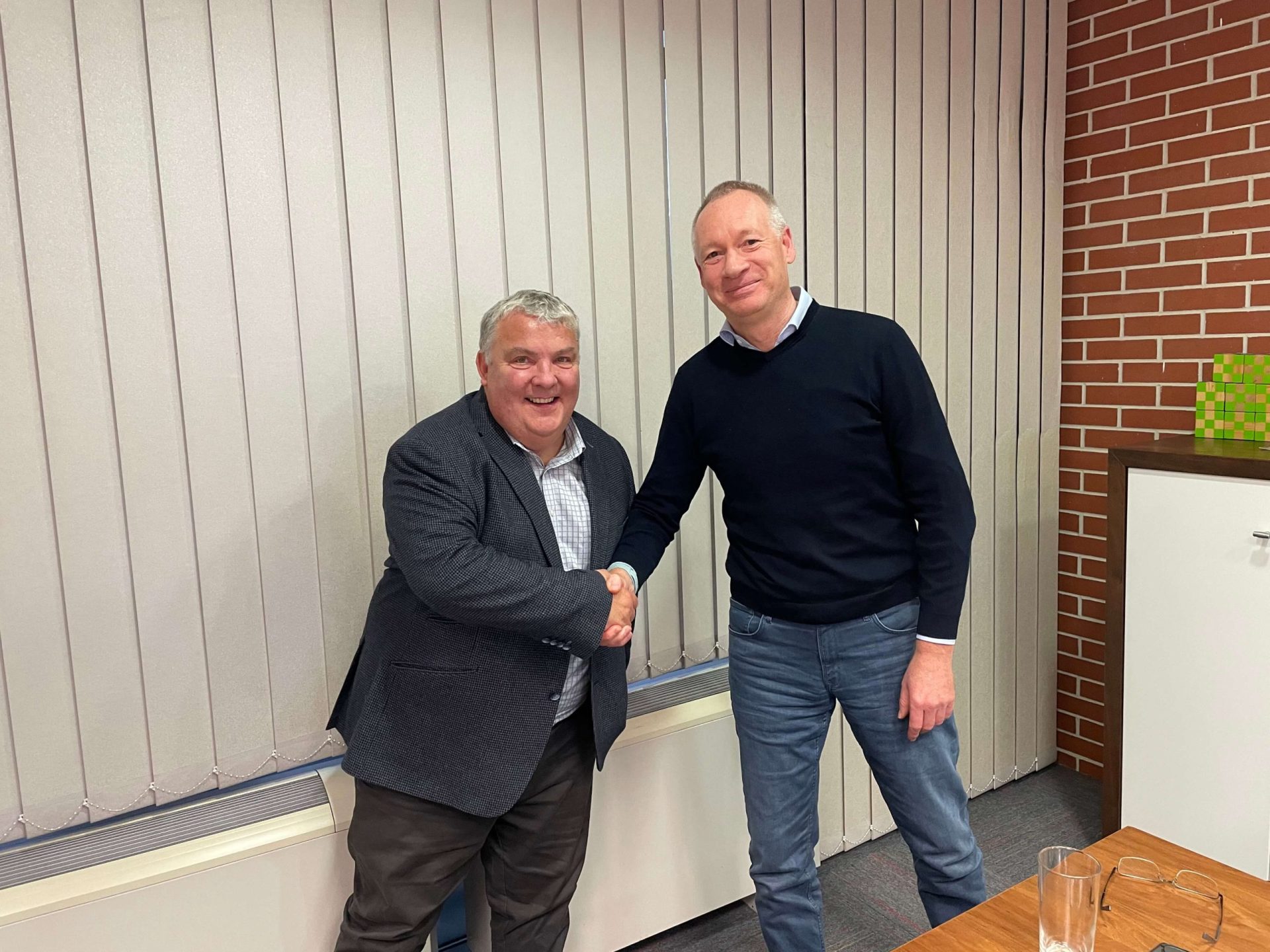 Exclusive 3 year UK Agreement for Xdroid | Avoira